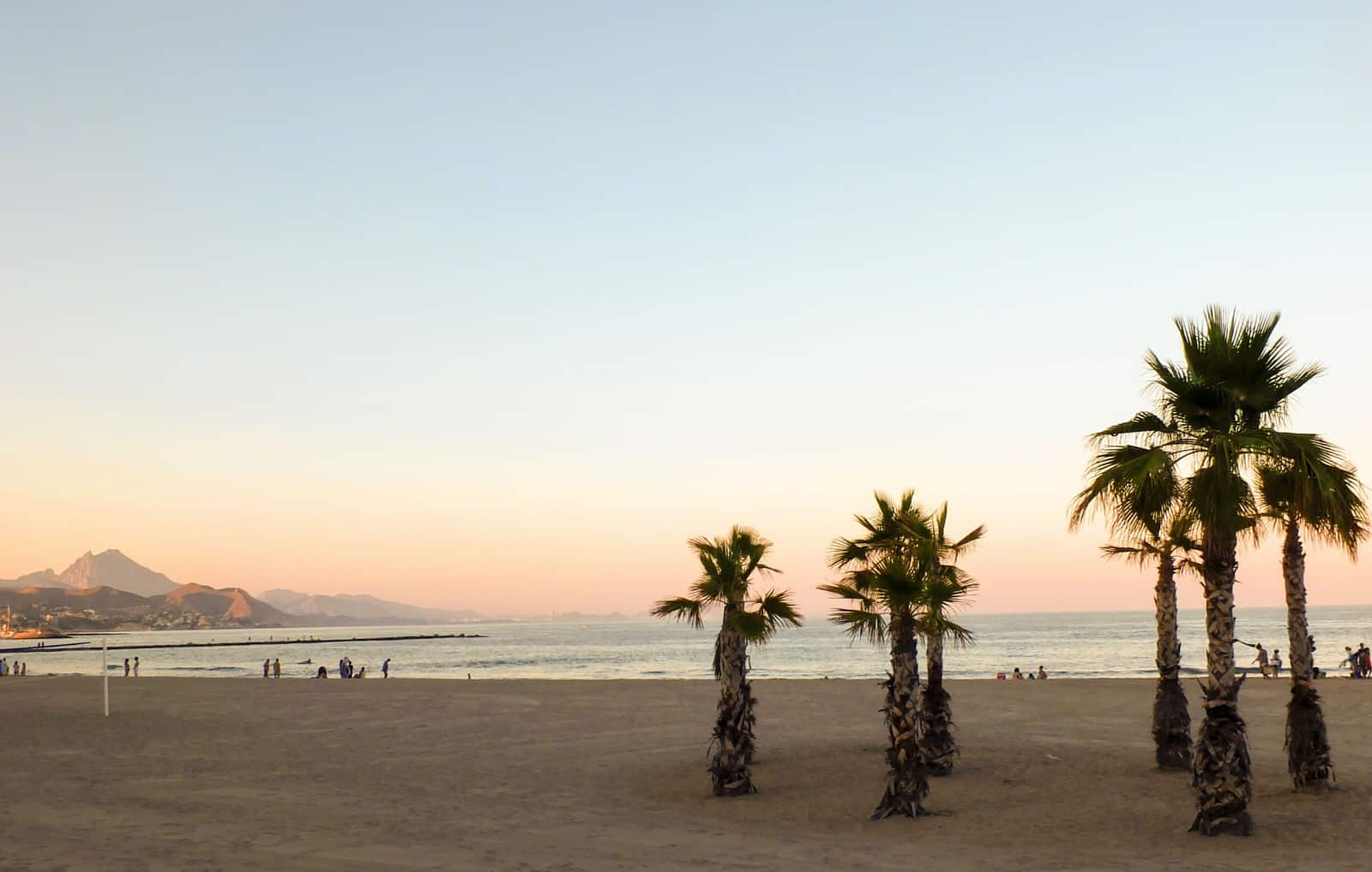 Playa de El Campello - Enamorados de Alicante