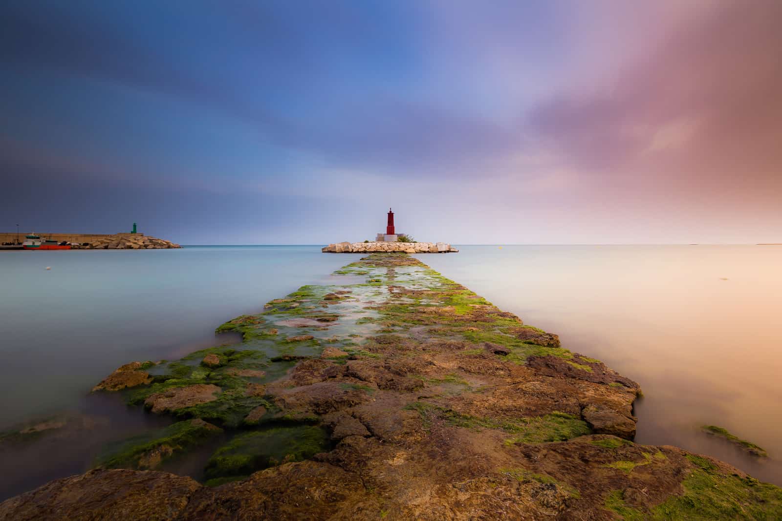 Symmetrical Path - Enamorados de Alicante