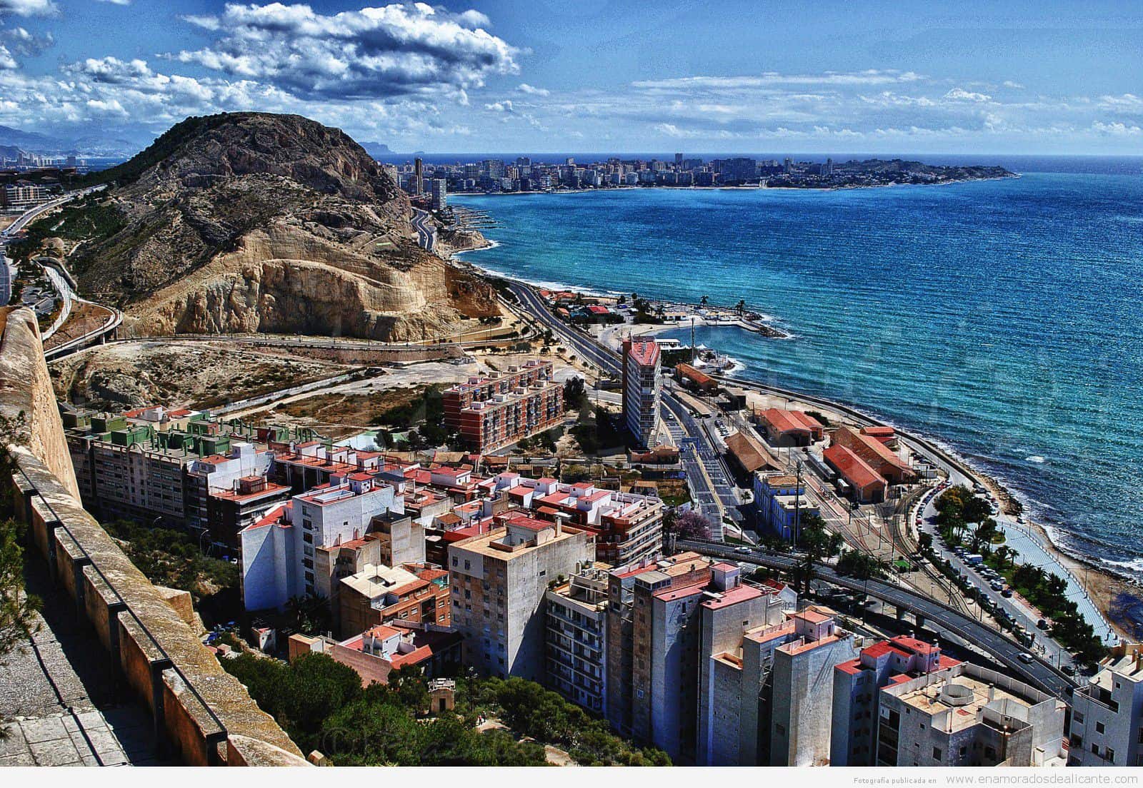 Serra Grossa vista desde el castillo de Santa Barbara, Alicante ...